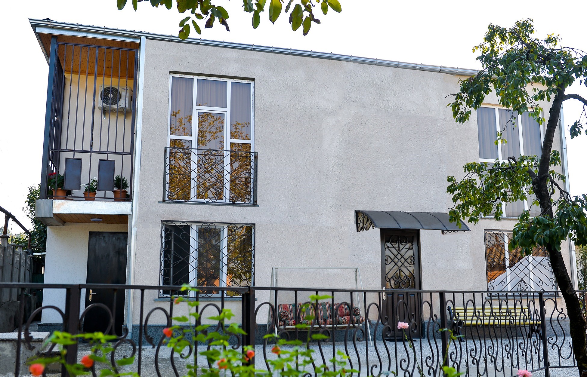 Gold Guest House